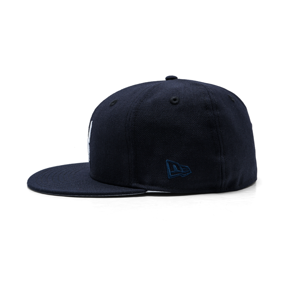 Toronto Raptors 59FIFTY Navy Wool Claw Logo – Styll